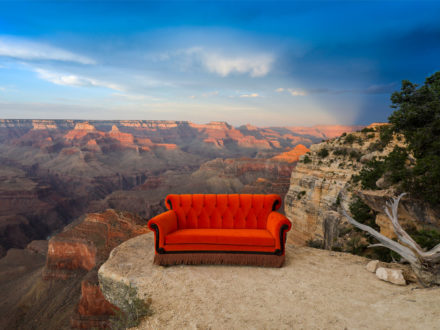 The Iconic 'Friends' Sofa Is Popping up Around the World - The Pop Insider