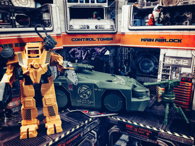 Collectibles Review: The Alien Collection Action Figures | The Pop Insider