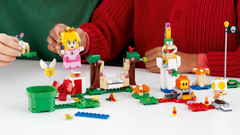 LEGO SUPER MARIO ADVENTURES WITH PEACH STARTER COURSE - The Pop Insider