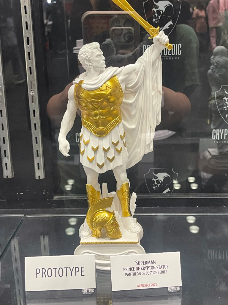 NYCC 2022: Cryptozoic Releasing Mythical DC Statues