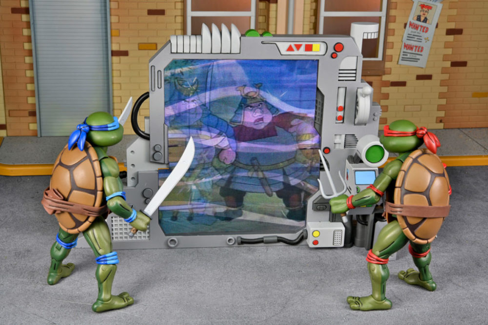 NECA Releases TMNT Donatello’s Portable Portal Generator
