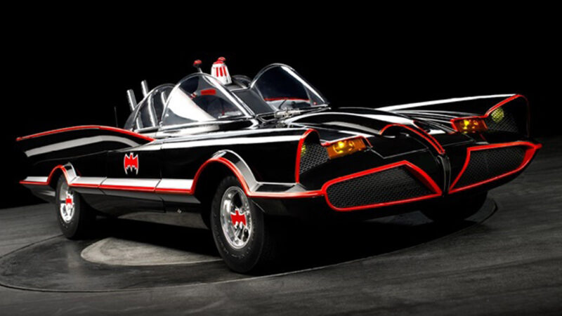 FanHome’s Batmobile Build-Up Model Subscription | The Pop Insider