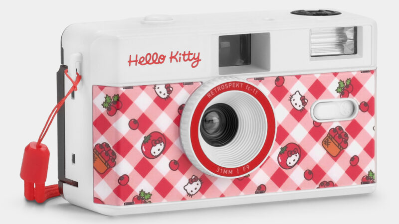 HELLO KITTY TOMATOES FC-11 35MM CAMERA - The Pop Insider