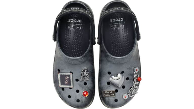 CROCS X TWILIGHT - The Pop Insider